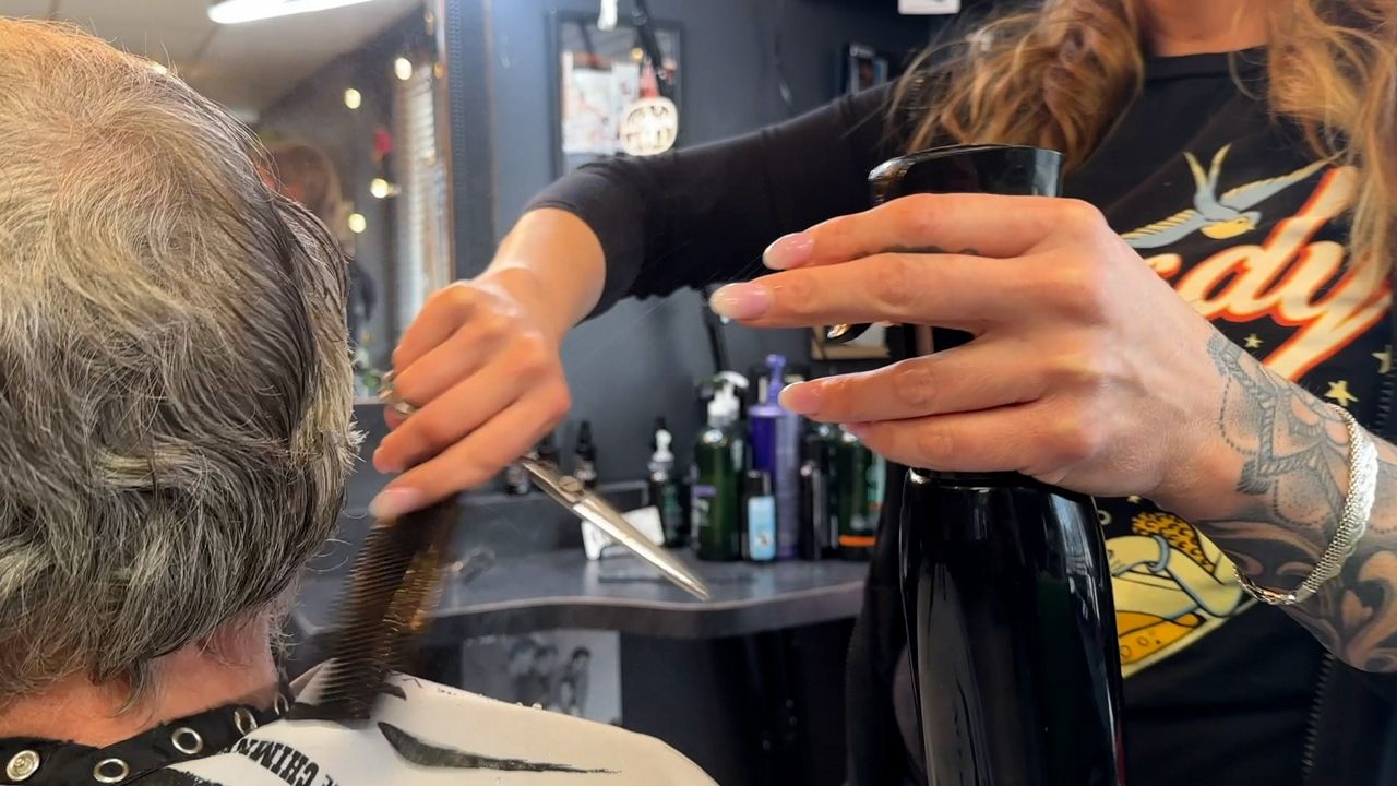 Appleton barbershop opens second shop 4 years after pandemic