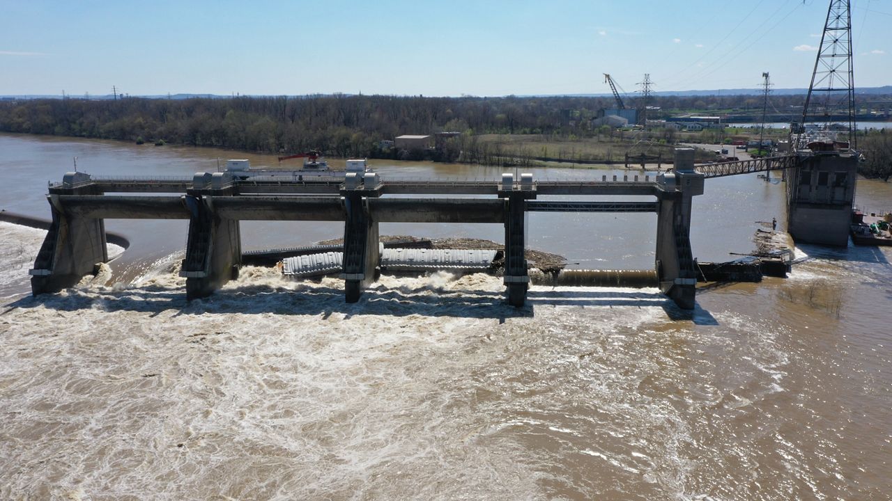 Last of stuck barges removed
