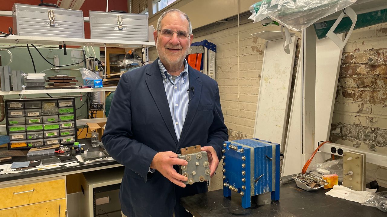 Researchers focusing on building renewable energy batteries