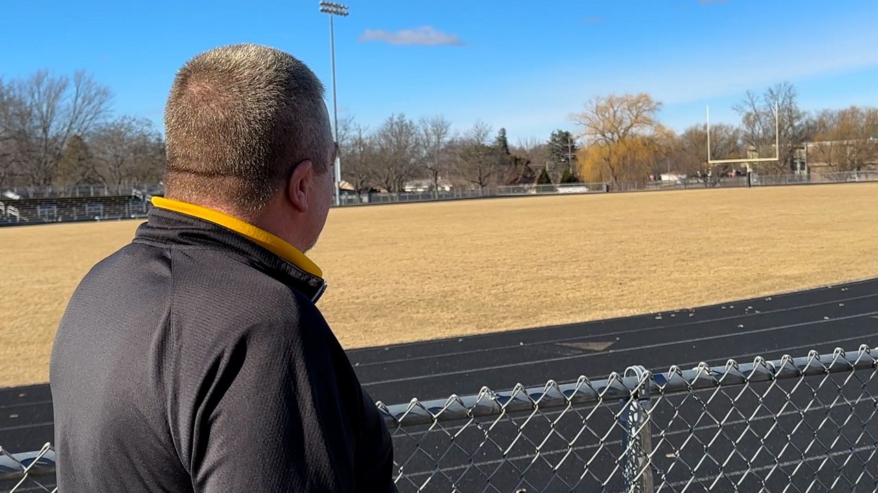 Brown Deer coach reflects on coaching Eagles' Zack Baun