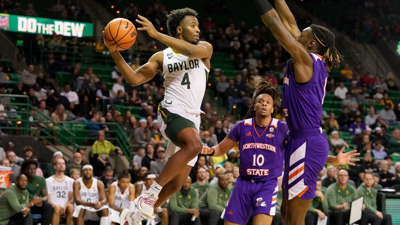 Strong finish lifts No. 12 Baylor over Northwestern State