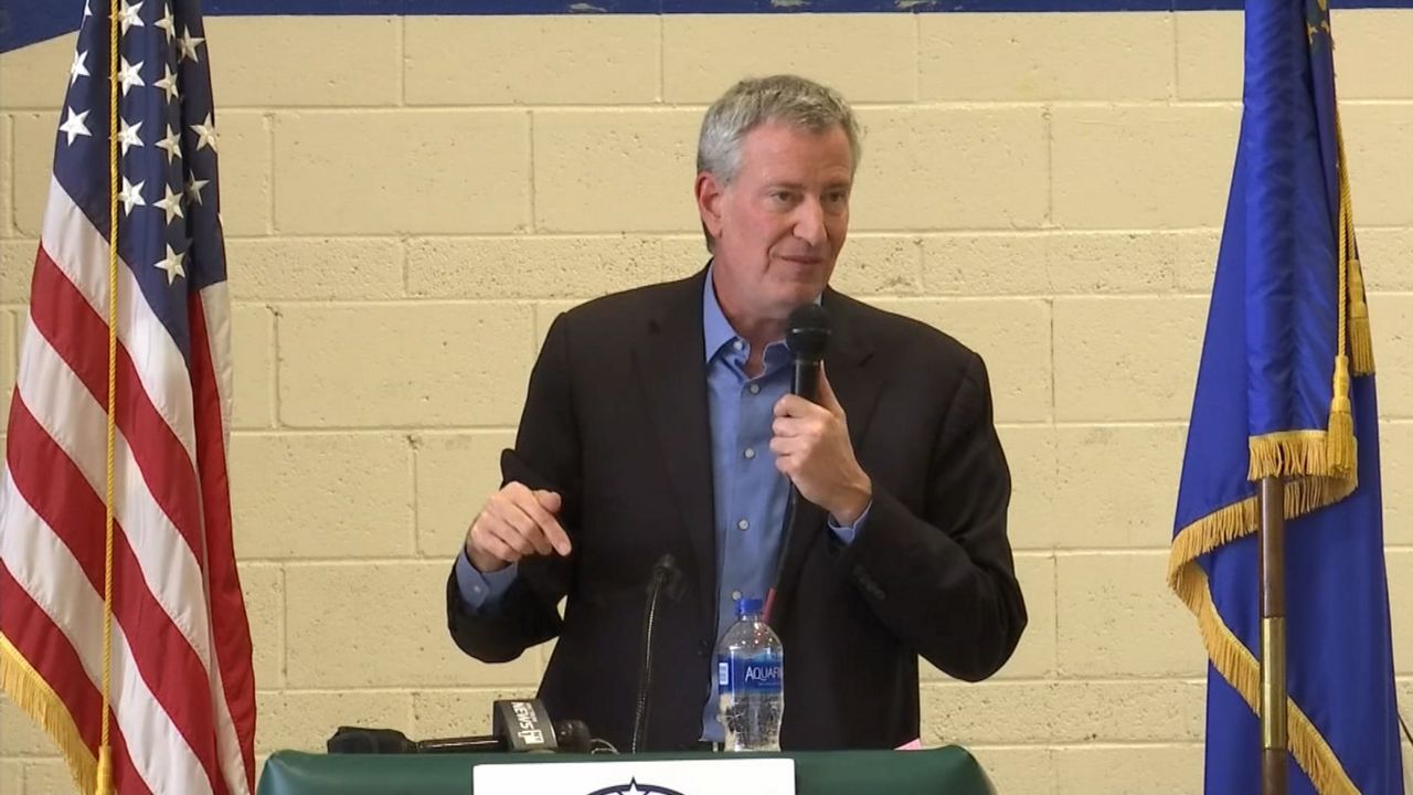 De Blasio Visits Nevada as Decision to Run for President Inches Closer
