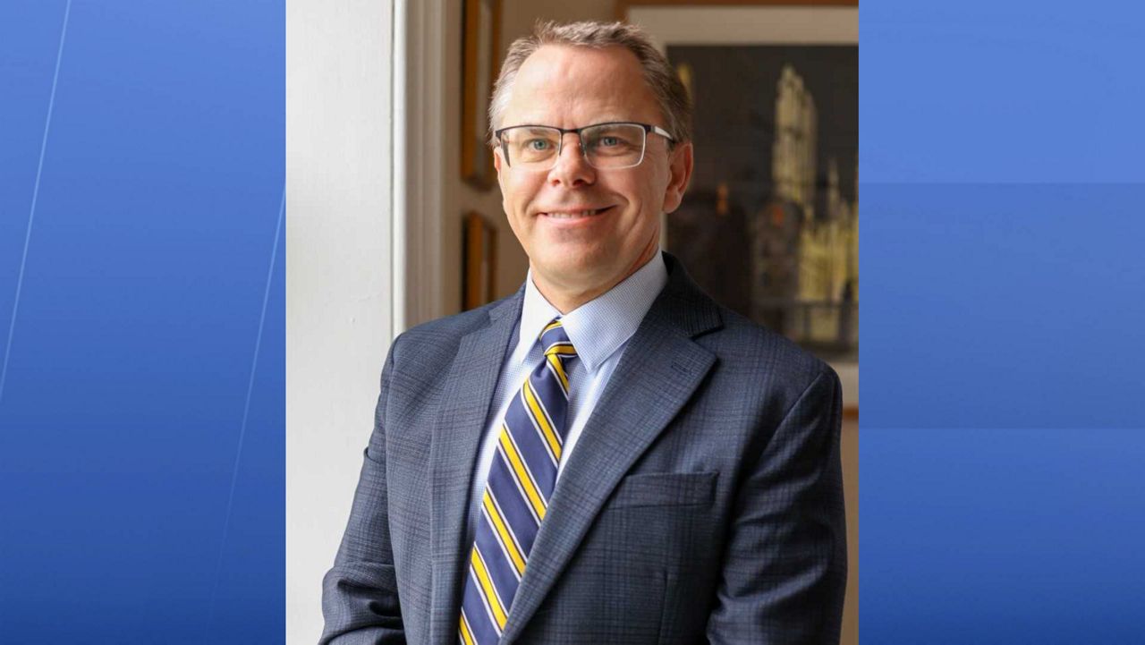 Beloit College introduces new president