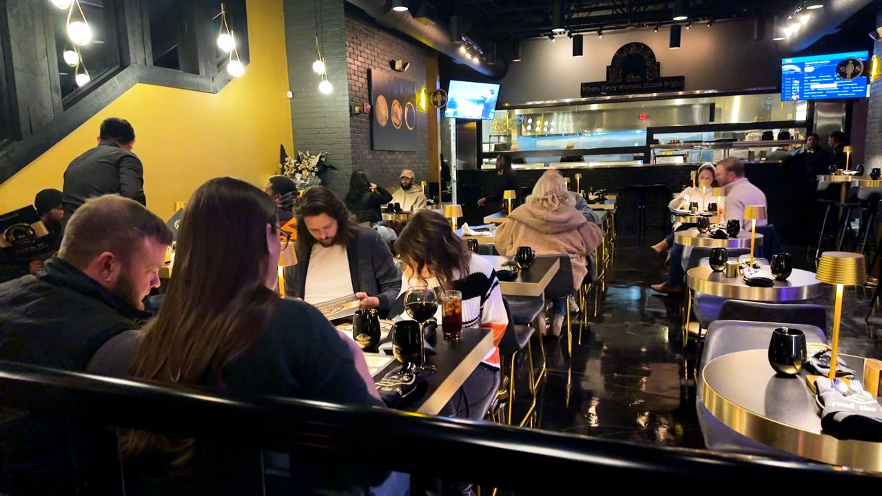 New restaurant and bar on stretch of Bardstown Road