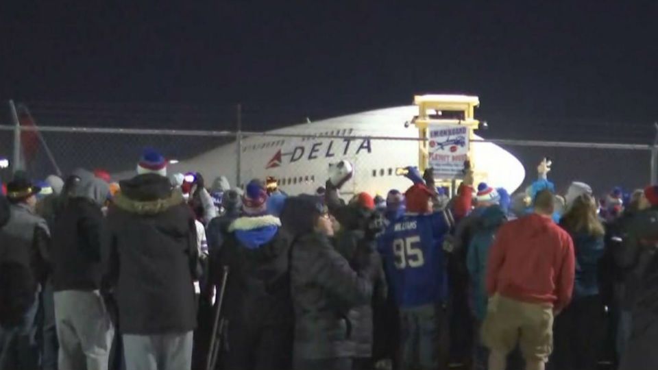 Triumphant Bills arrive back in Buffalo to incredible scene