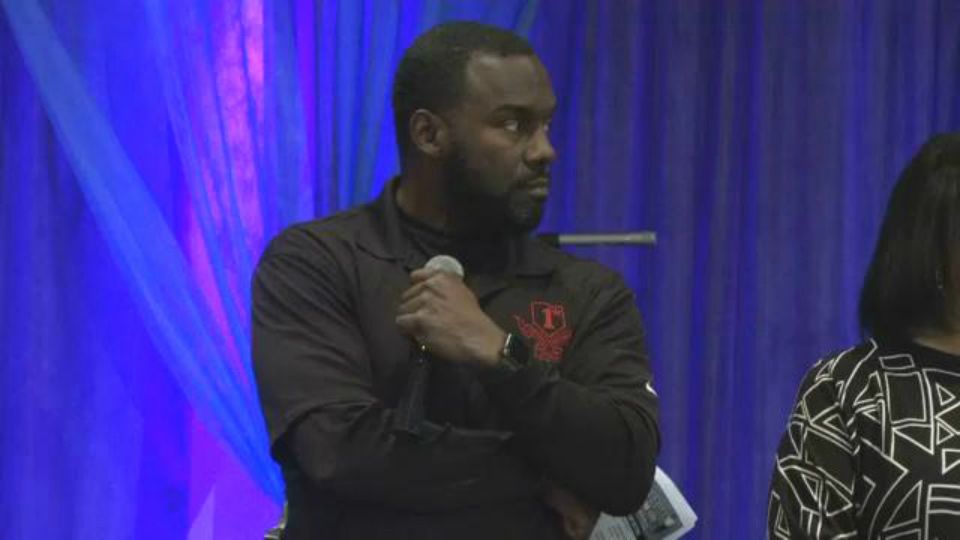 BPD SWAT team teaches True Bethel Church active shooter safety