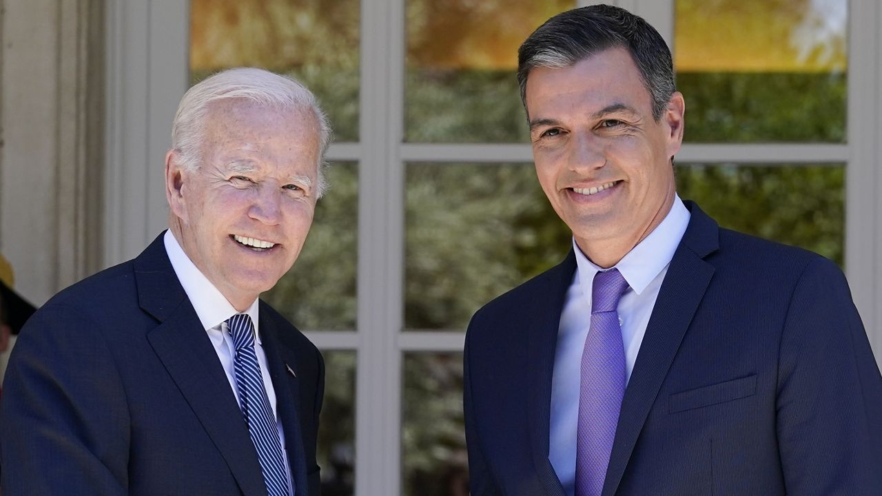 Biden, Sánchez meet as migration collaboration looms large