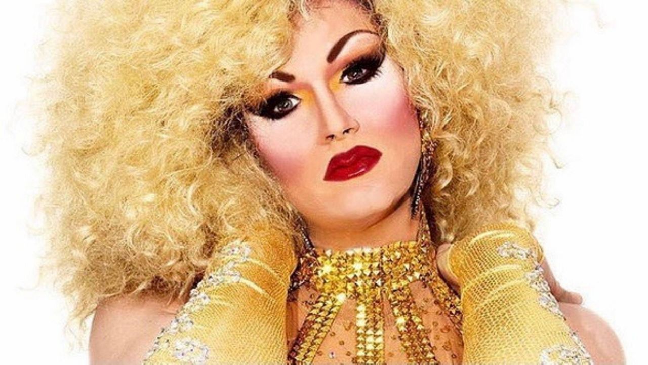 Drag Queen Daphne Ferraro debuts show competed in pandemic isolatiton