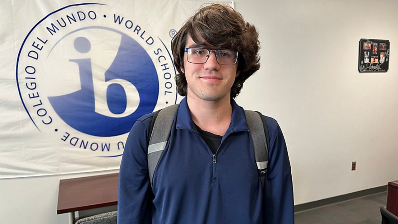 Pinellas County teen gets perfect score on SAT exam