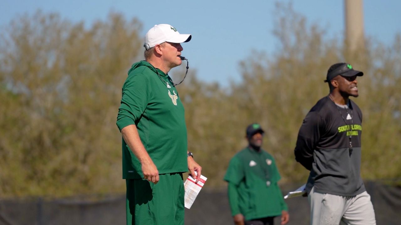 USF Defense finding confidence, hope under new DC Shoop