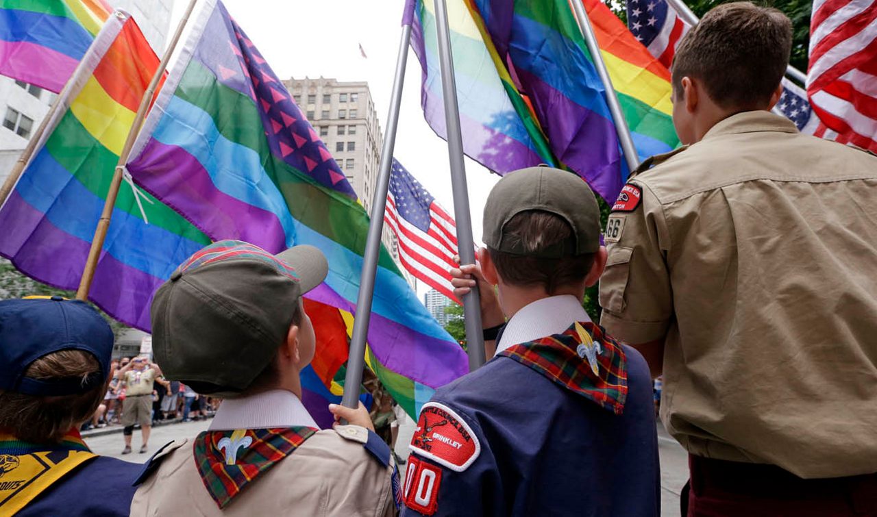 Boy Scouts of America to Admit Transgender Boys