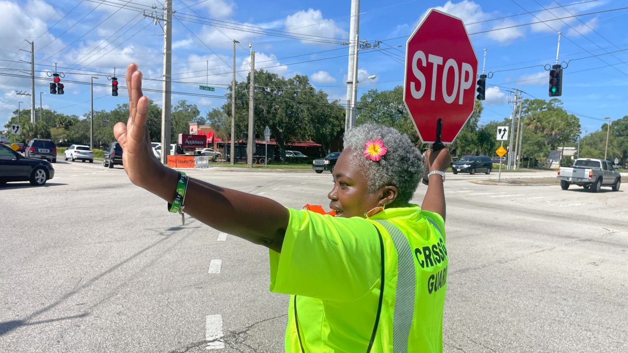 Due to shortage, Melbourne Police recruiting crossing guards