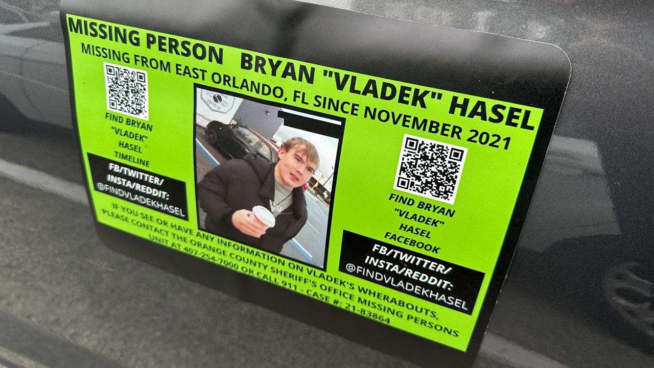 Sister of missing Orlando man hands out fliers at giant expo
