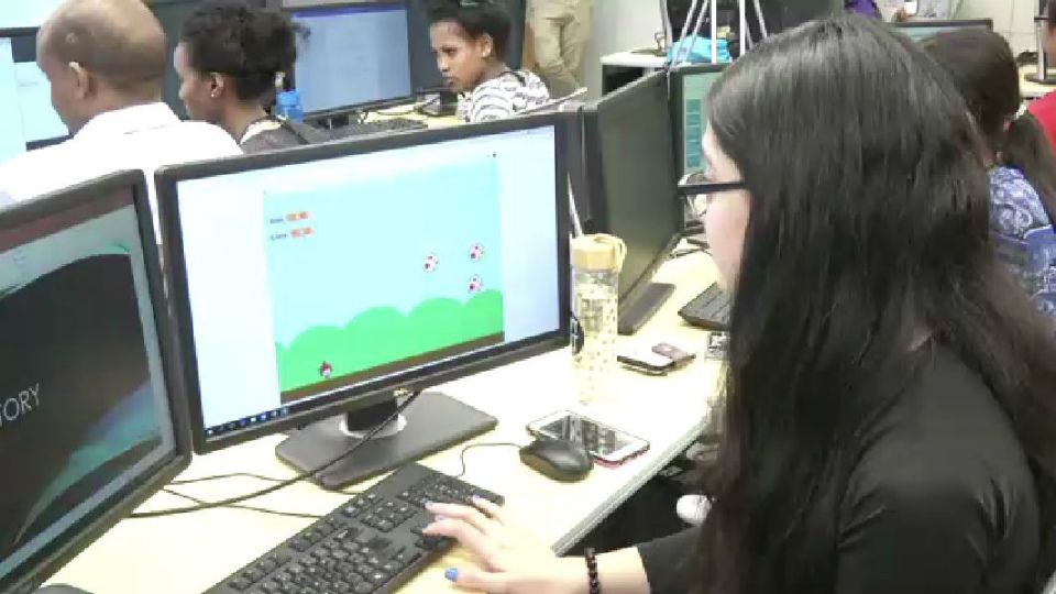Refugee Computer coding program at Buffalo State concludes