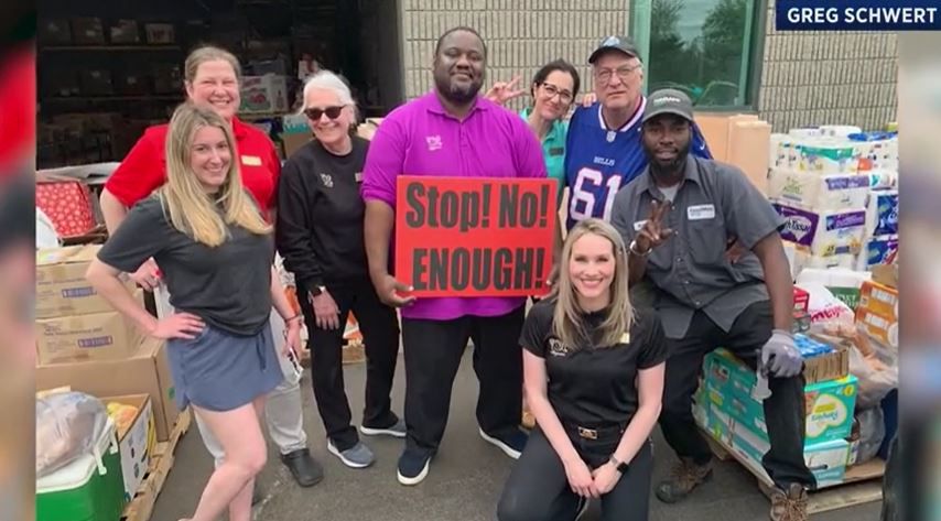 Buffalo native in Ohio supports community after shooting