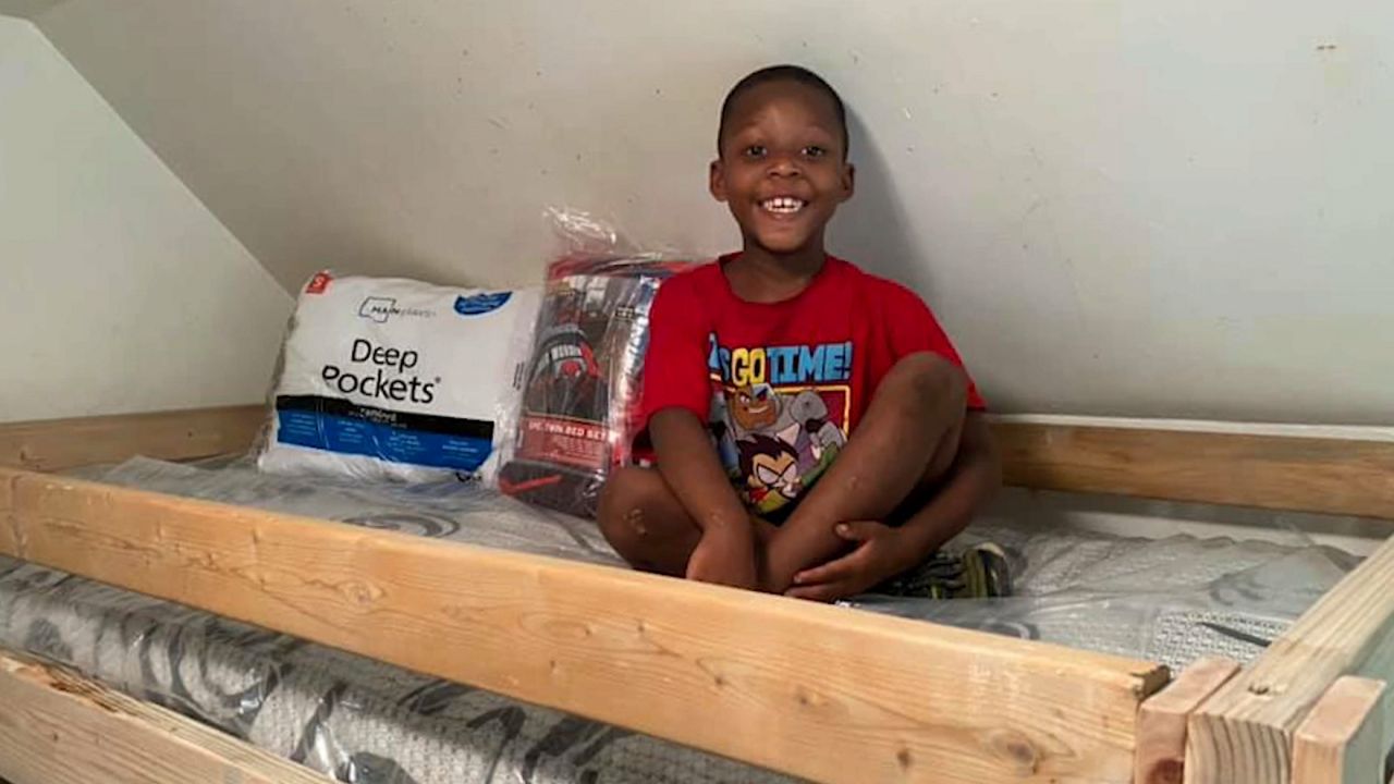 Rochester organization building beds for children in need