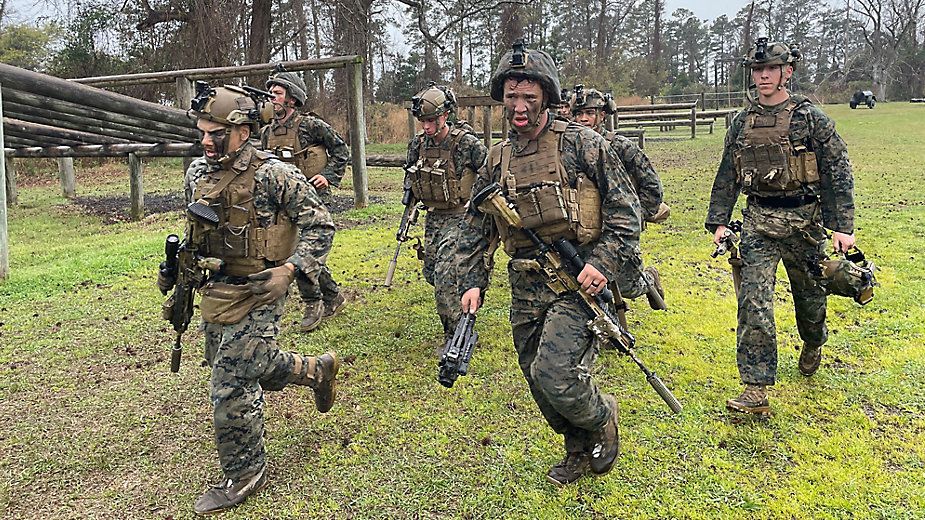 Squads at Camp Lejeune vie for shot at rifle competition