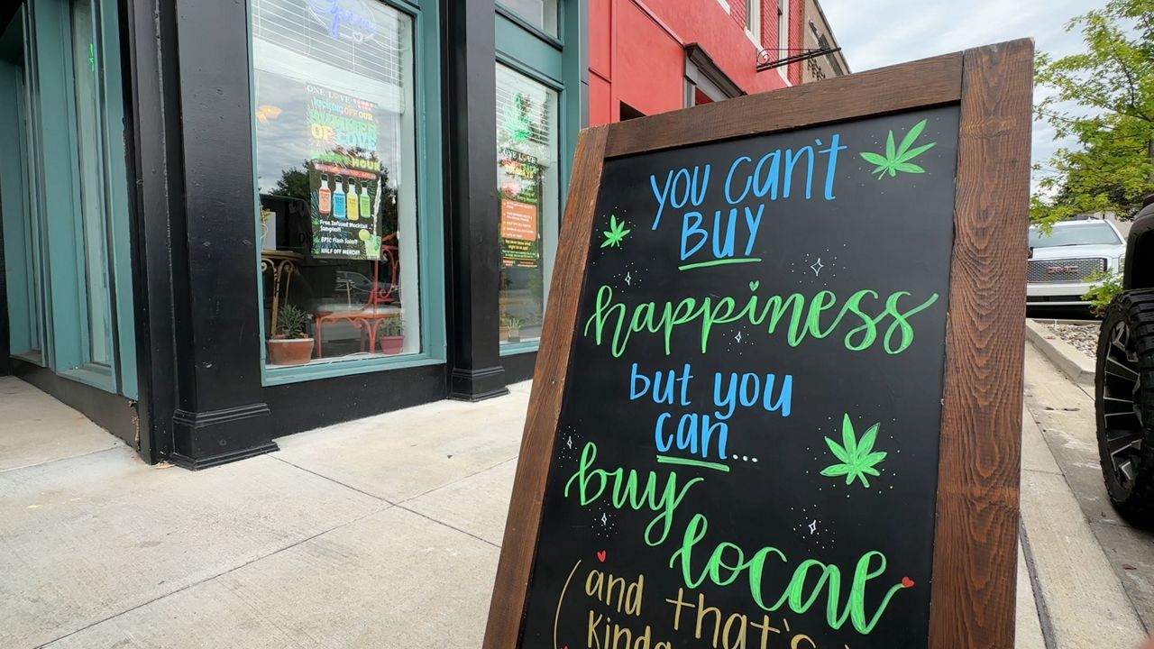 Bowling Green hemp, CBD dispensary opens its doors