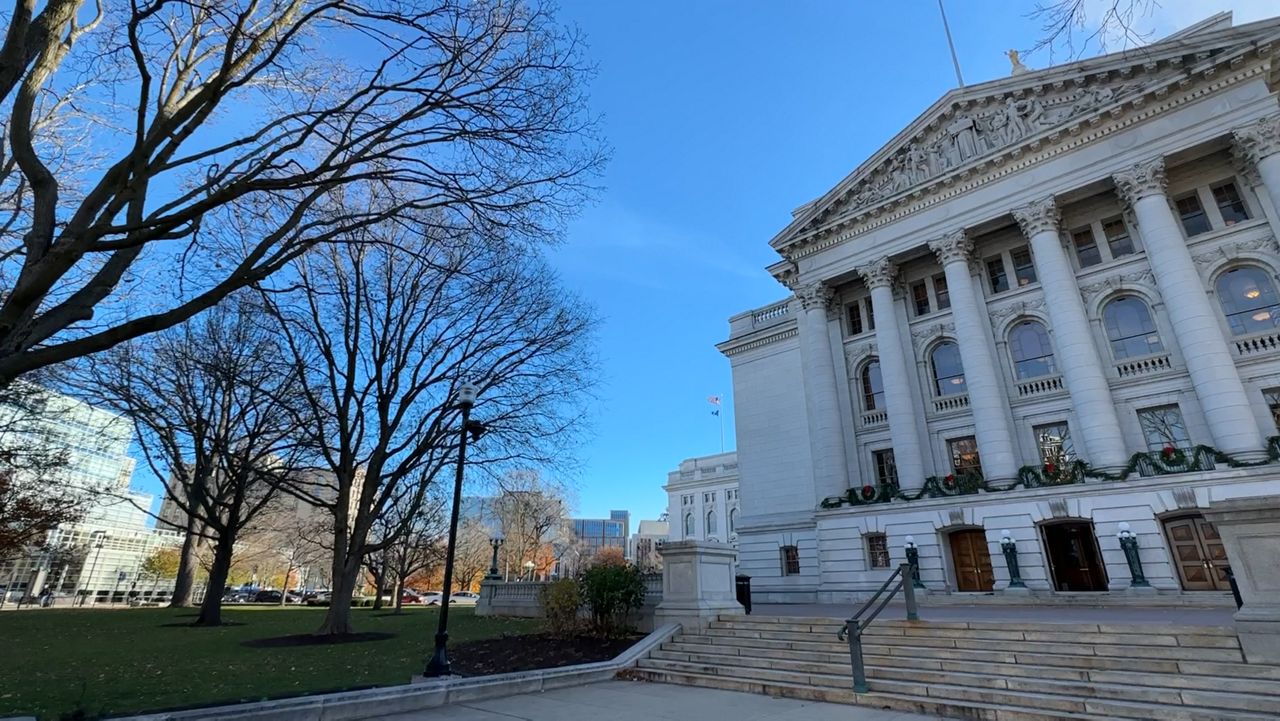 Redistricting experts say map proposals are gerrymanders