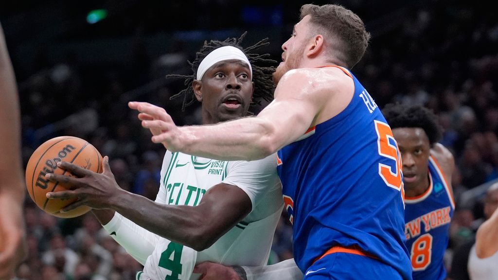 Knicks beat Celtics, push for No. 2 seed in EC