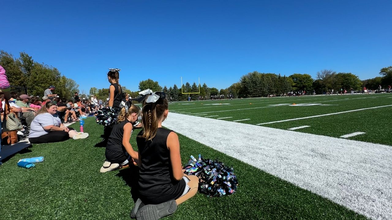 Pop Warner adds youth cheerleading for first time