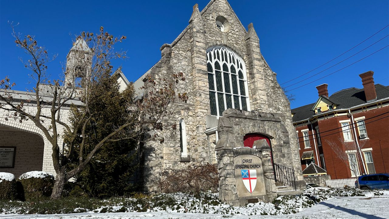 Church opens their front doors for those seeking shelter