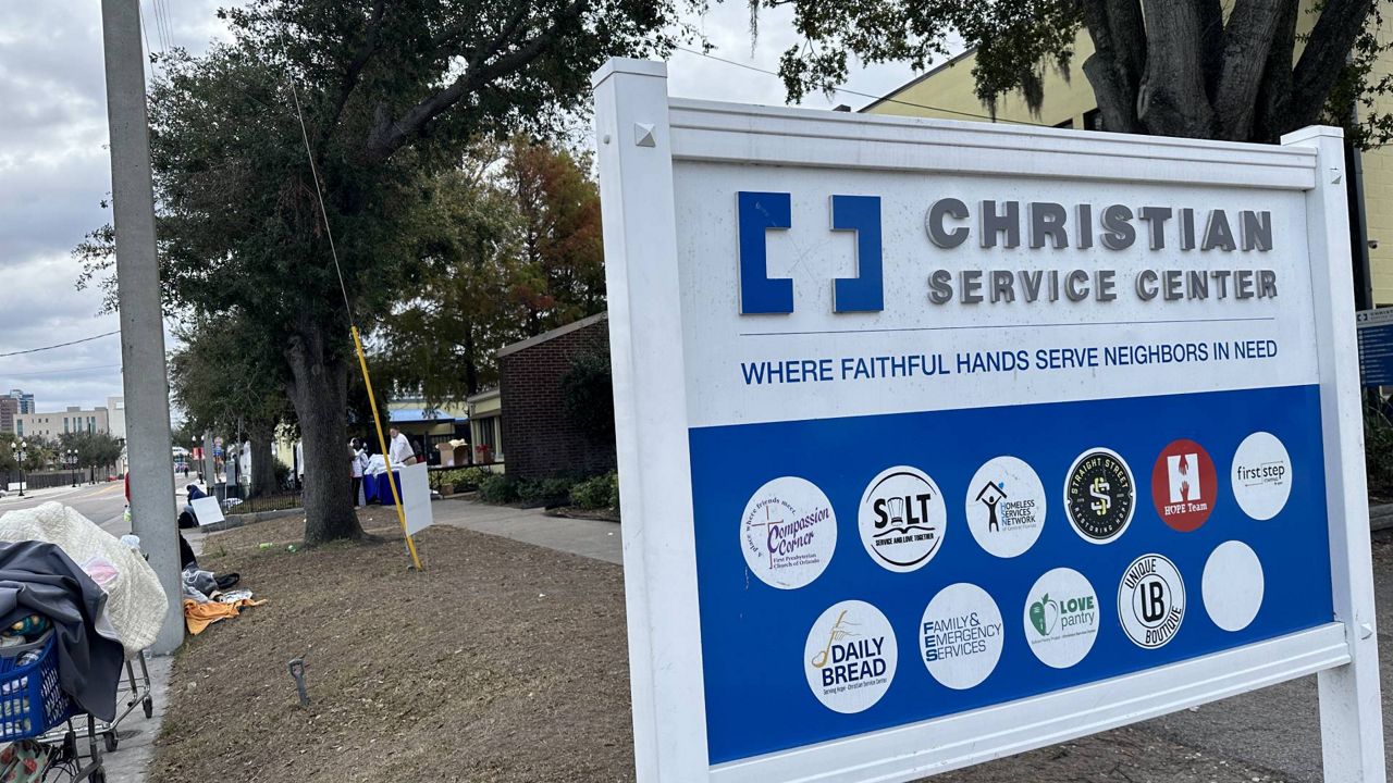 Homeless service center hands out blankets for cold weather