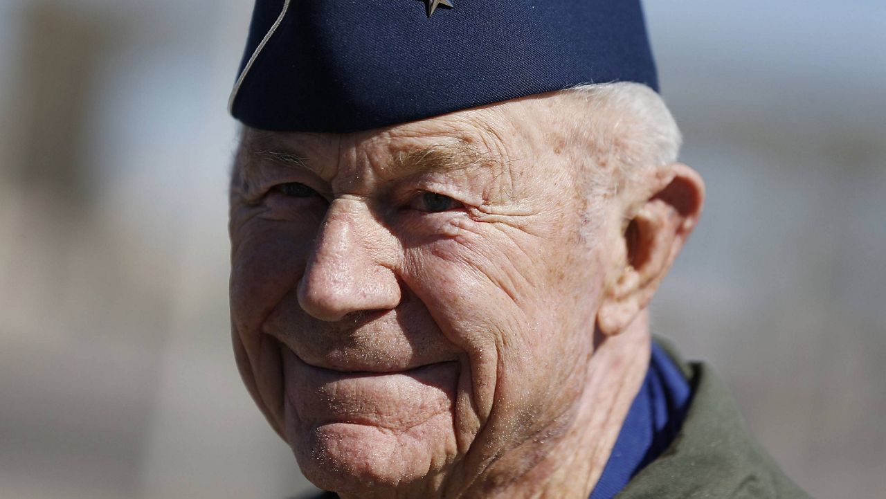 Chuck Yeager, 1st to Break Sound Barrier, Dies at 97