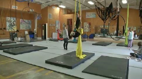 Louisvillians Stay in Shape with Circus-Inspired Workout
