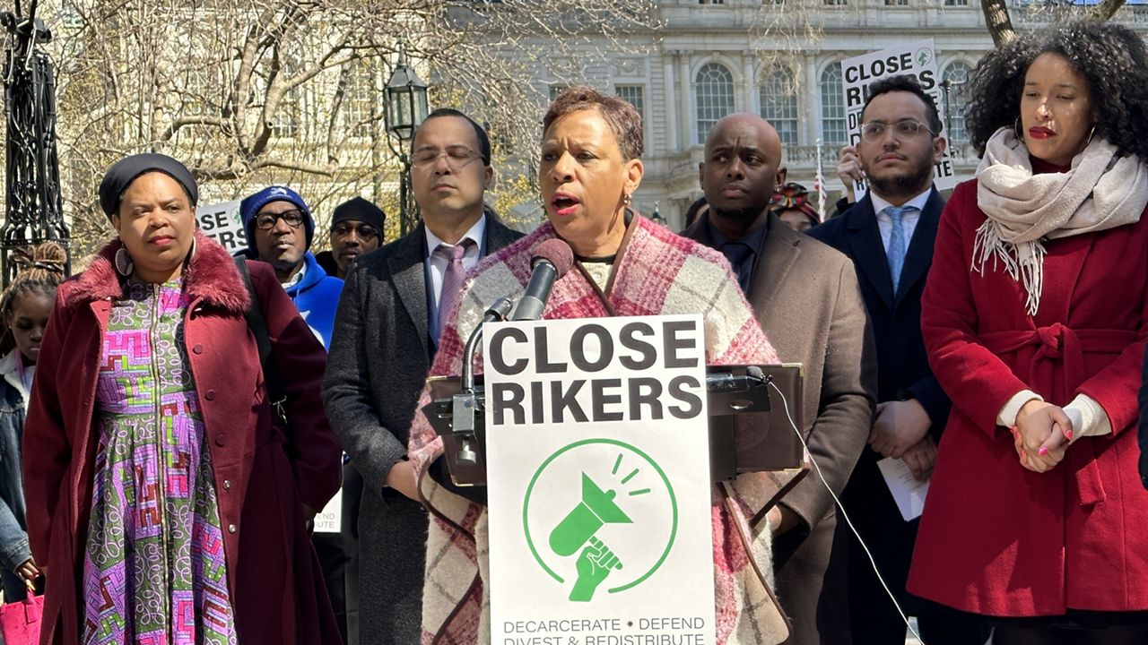 Officials, advocates say Adams must close Rikers by 2027