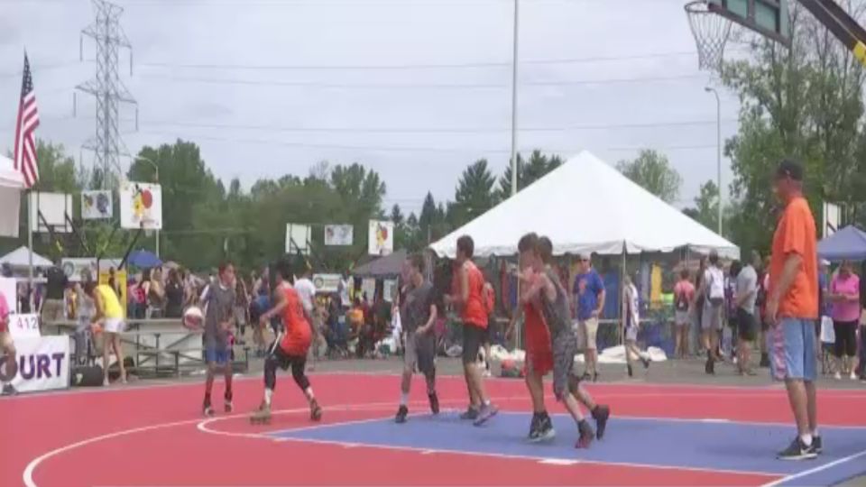 Basketball tournament helps local teens
