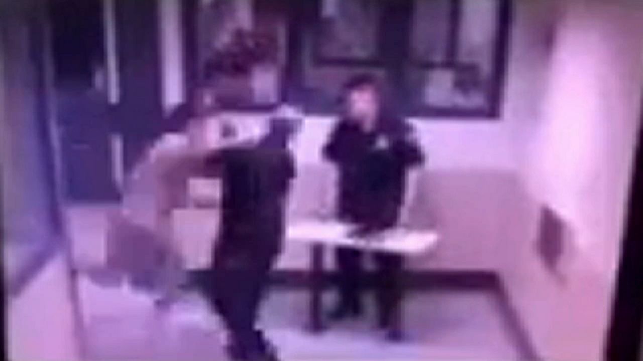 Video shows inmates brutally assaulting correction officer at Rikers ...