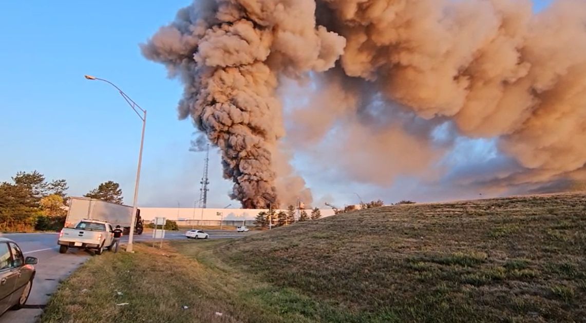 Columbus Division of Fire provides update on ongoing fire