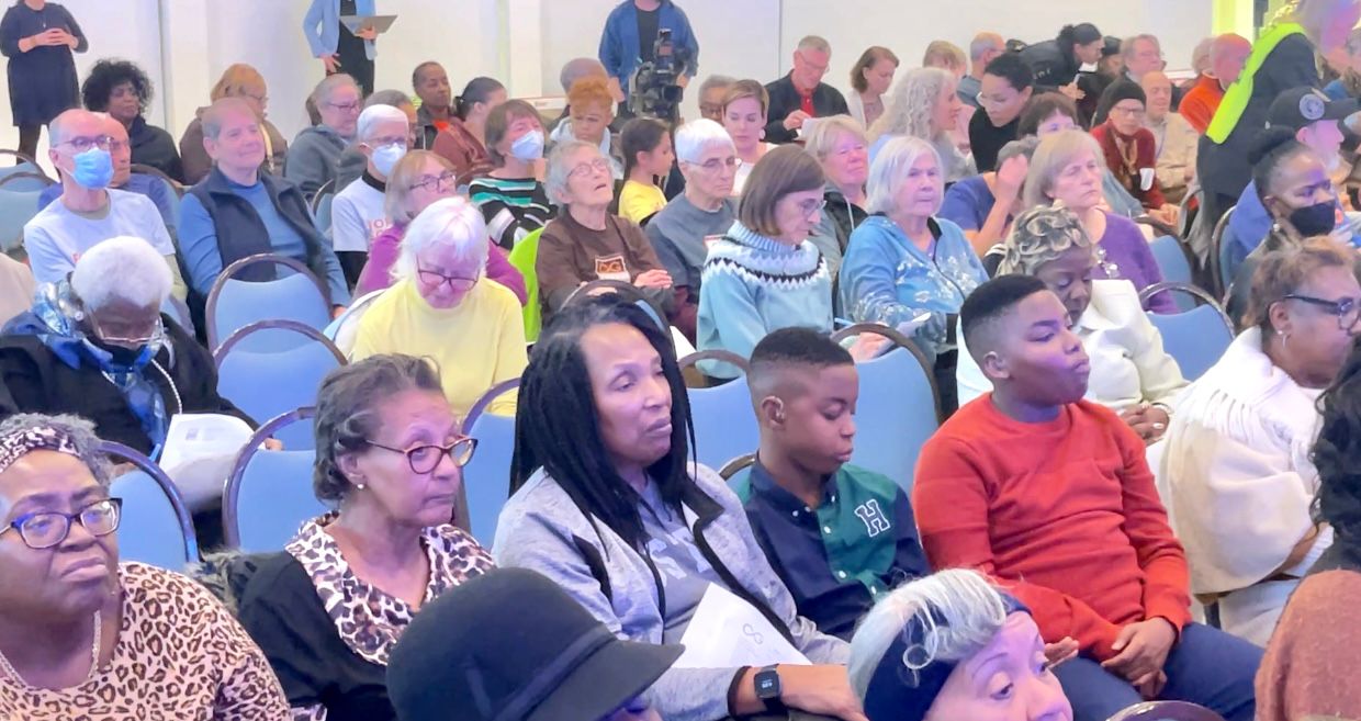 Hundreds meet to protest HACM