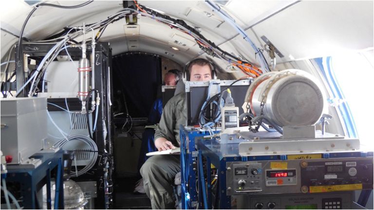 Switching jets to biofuel could reduce climate changing clouds