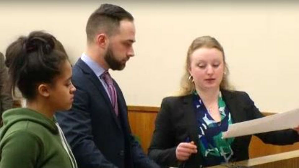 Mother accused of abandoning kids appears in court