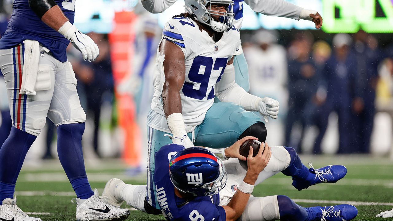 Despite high expectations, Giants fall flat against Cowboys