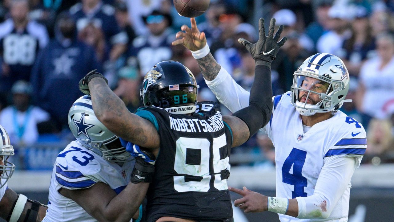 Dallas loss, Hurts injury take edge off Eagles-Cowboys clash