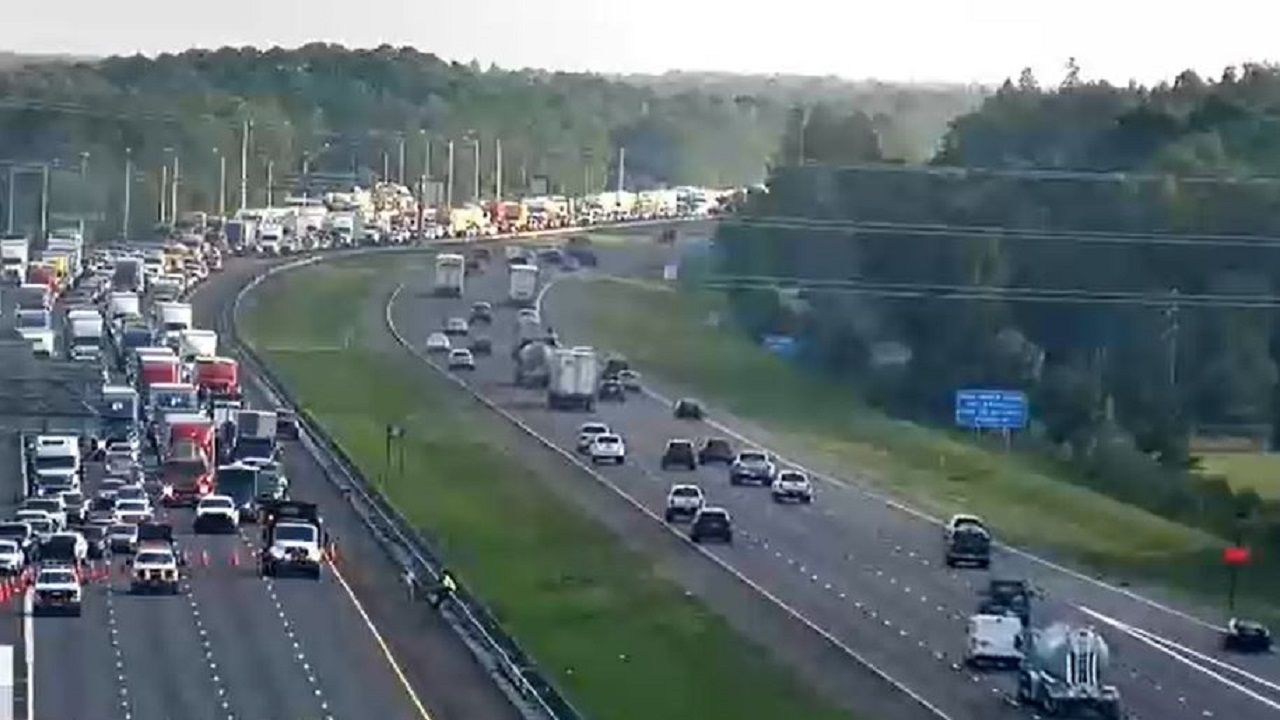 I-75 back open after fatal crash closed SB lanes in Pasco