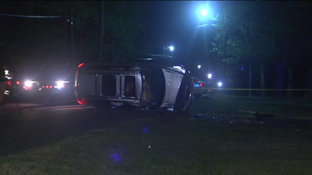 Three Arrested in Carjacking After Crashing Car Into Utility Pole