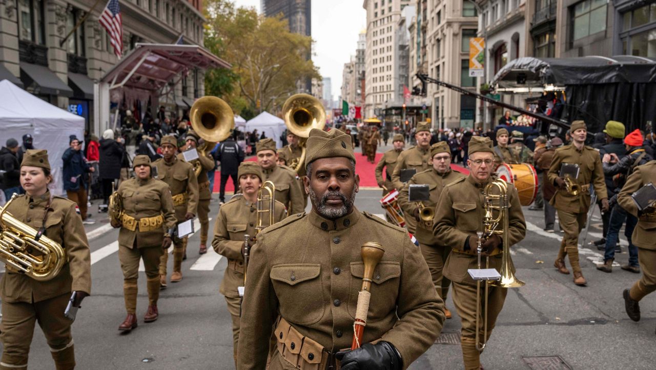 Annual Veterans Day Parade steps off in Manhattan