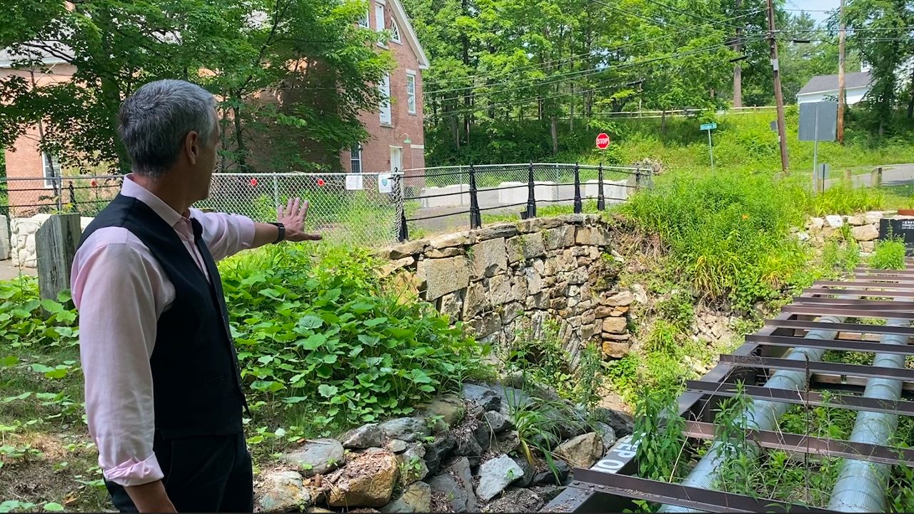 Stockbridge board considers fix for deteriorating bridge