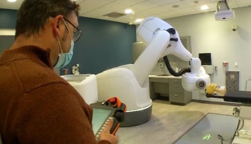 Cancer Survivor Shares Story of Robotic Radiation