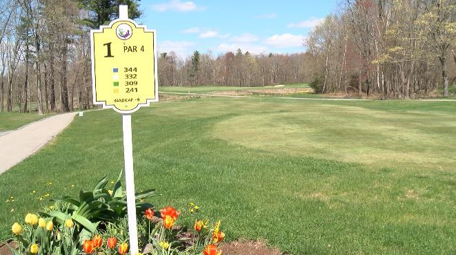 State's Golf Courses Wait to Reopen