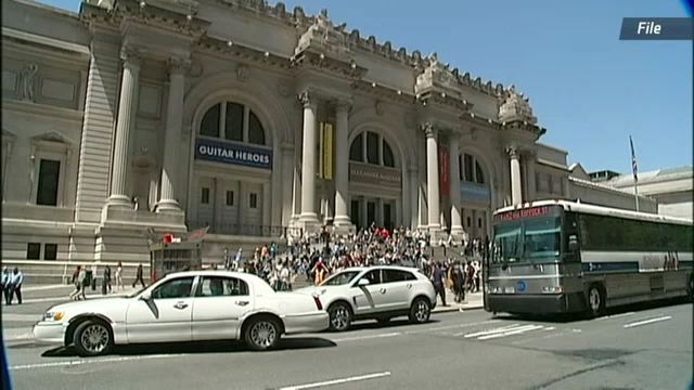 Met Museum Draws Biggest Crowds On Record