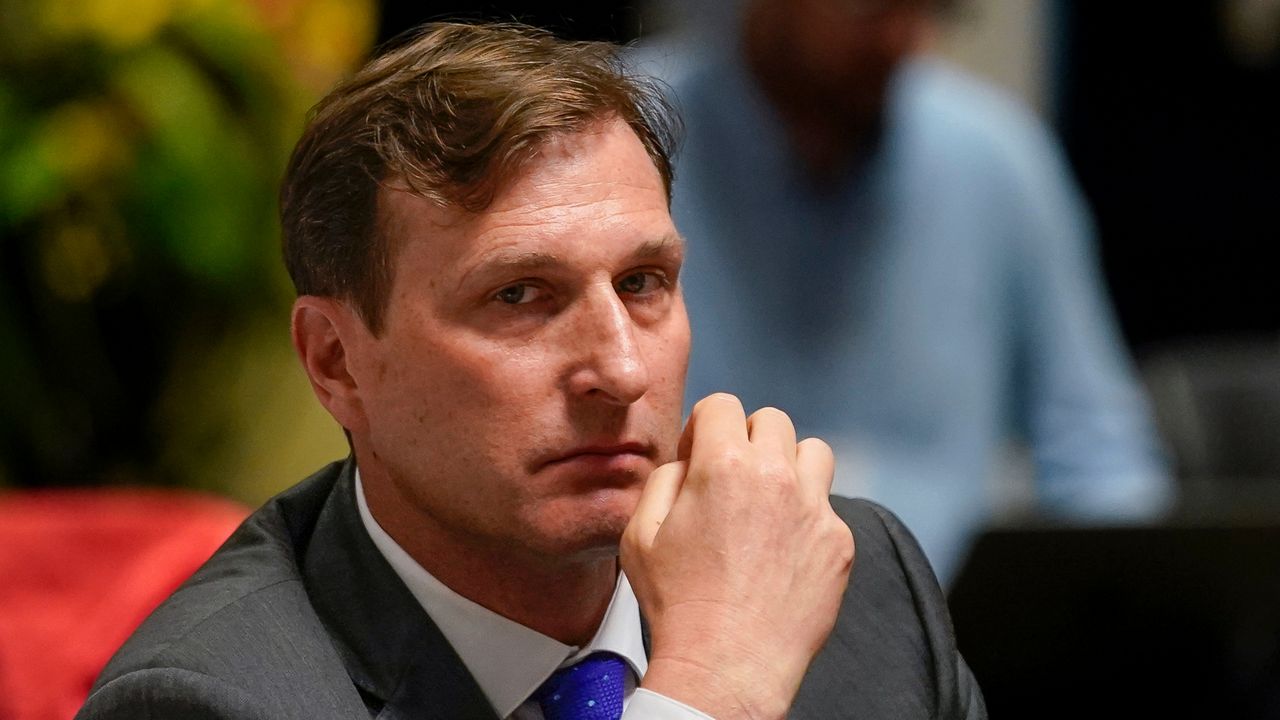 Congress Dads Caucus focuses on gun violence, mental health