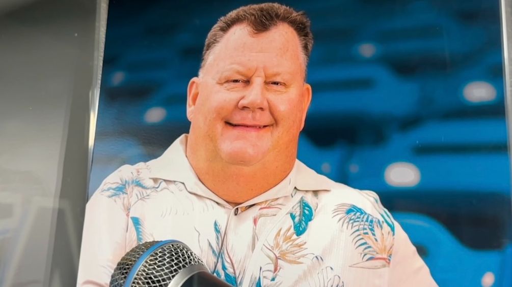 Broadcaster Dave Wills inducted in the Rays Hall of Fame