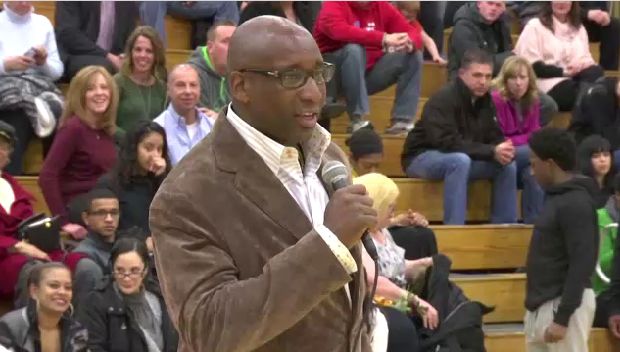 Former Super Bowl Champ Back at Colonie