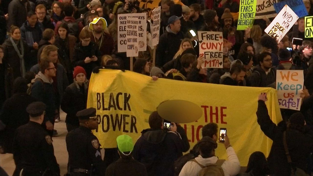 Hundreds of Anti-Police, MTA Protesters Storm Grand Central