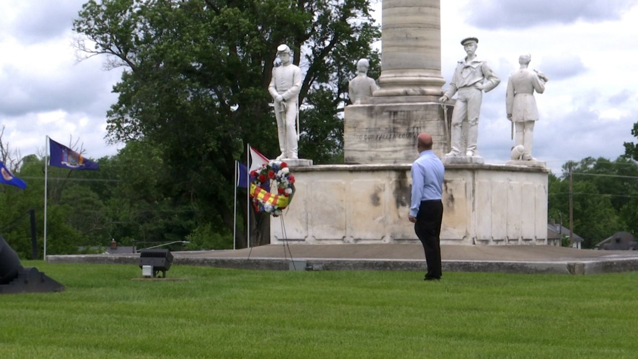 Dayton National Cemetery honors veterans on Memorial Day